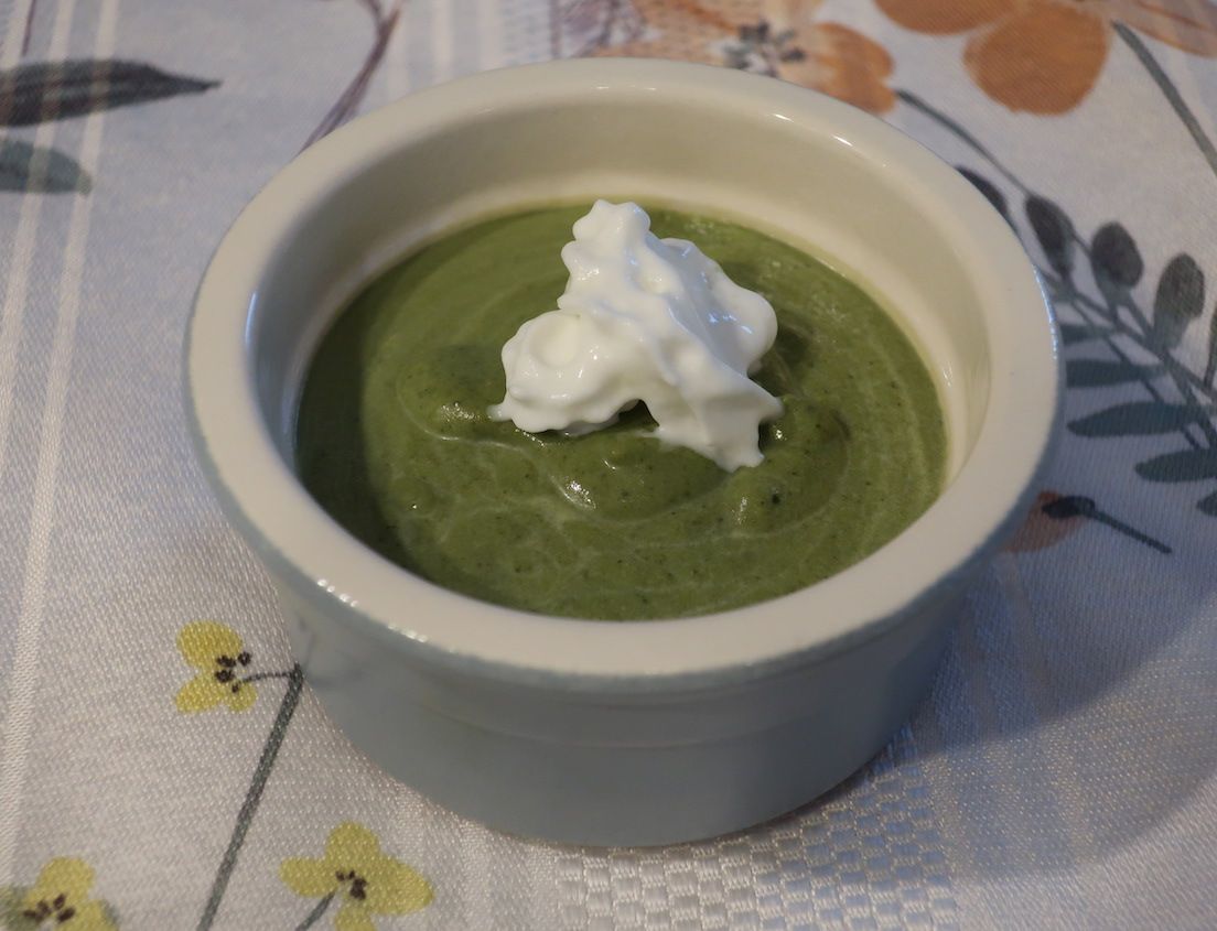 Matcha mousse (Matcha green tea powder mousse, 抹茶ムース)